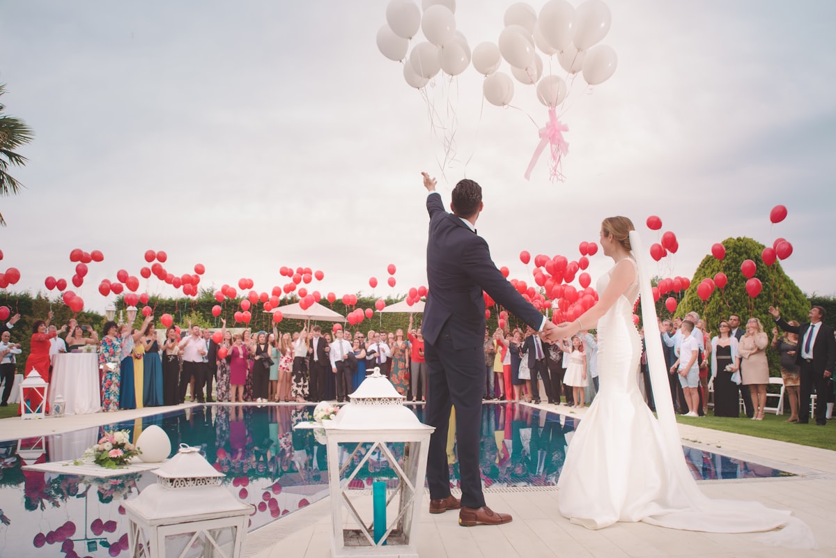 Illinois Wedding Costs 2026: Statewide Average Prices & Budget Guide ...